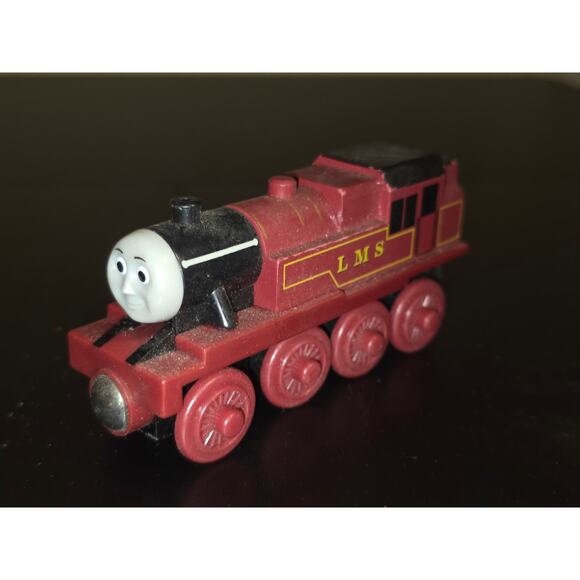 Thomas & Friends | Toys | Thomas Friends Wooden Railway Arthur Train ...